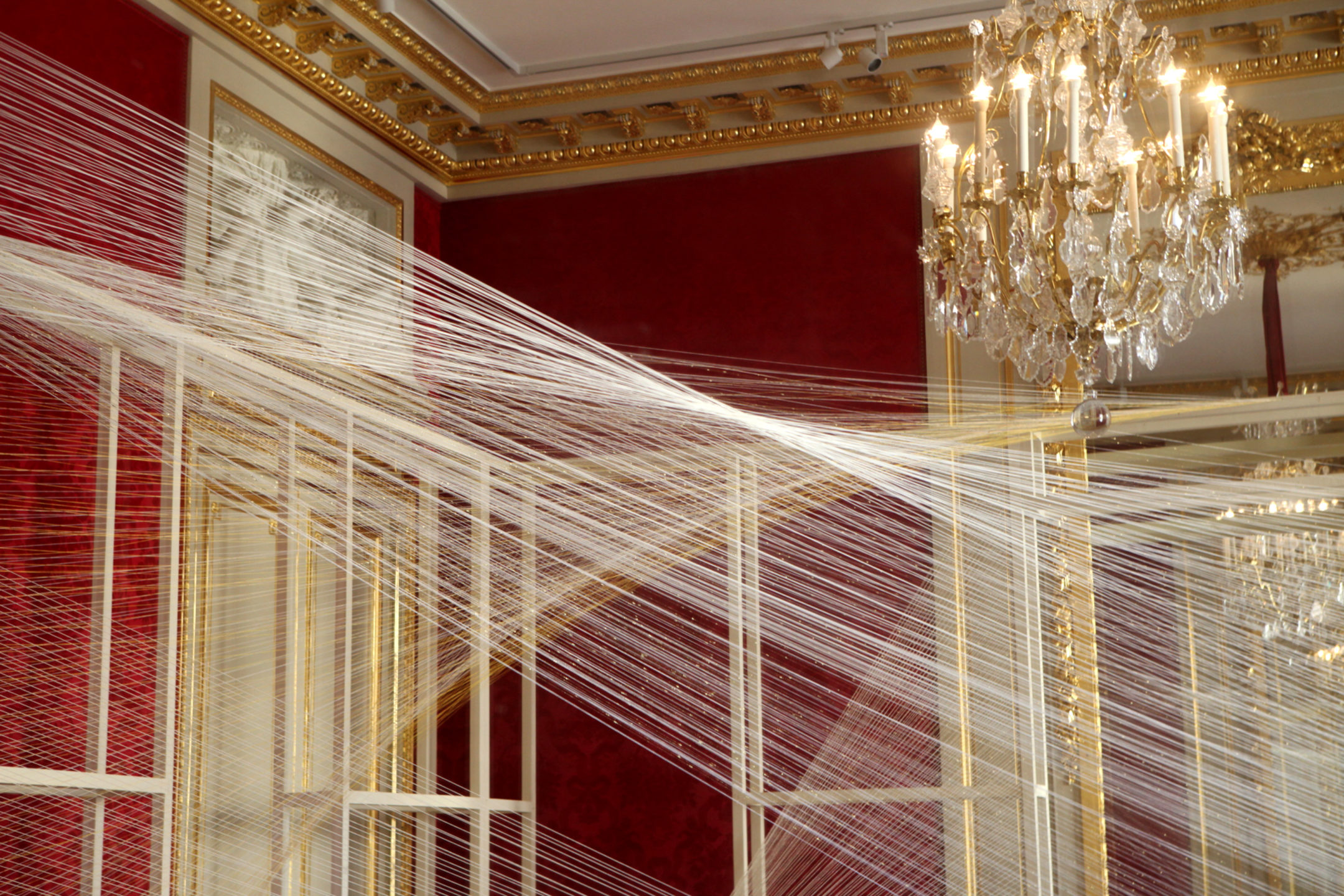 Au fil de mes pensées – Installation en fil tendus & Vidéo – Fiber Art ...
